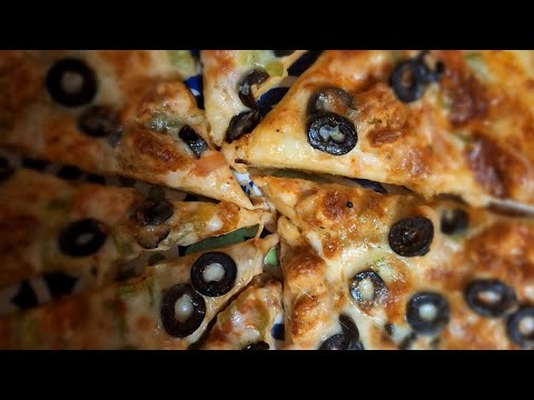 home made pizza recipe | Simply Recipes.