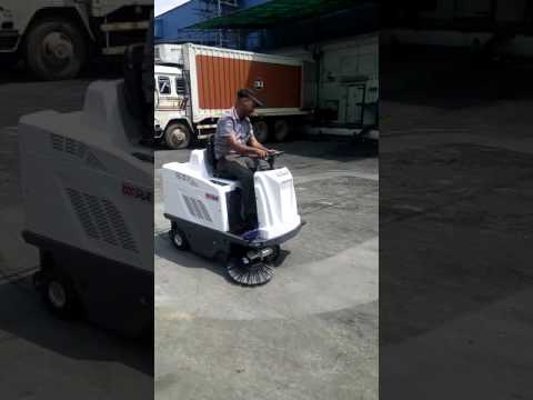 Road Sweeper Machines - Road Cleaning Machine Latest Price ...