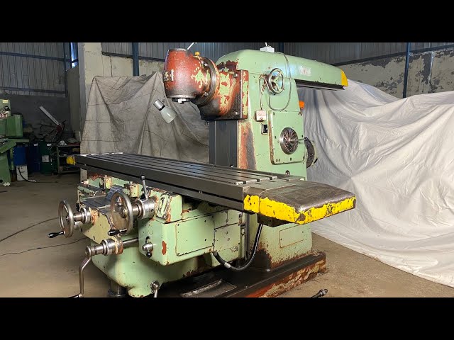 Milling Machines - TOS FGS 32/40 Milling Machine Importer from New Delhi