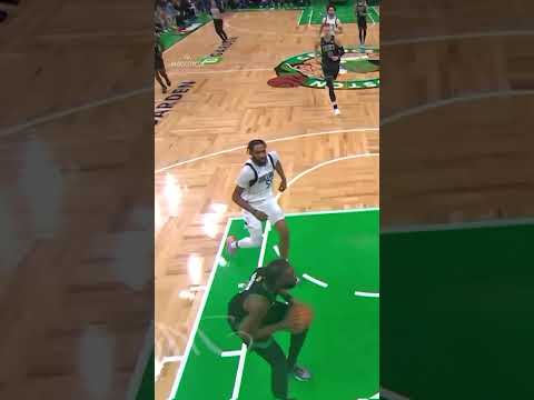Jaylen Brown gets TD Garden on its feet with dunk | Yahoo Sports