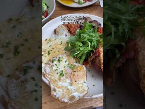 Brunch is the best meal of the day. Agree? #brunch #food #foodie #nyc #explore #australian