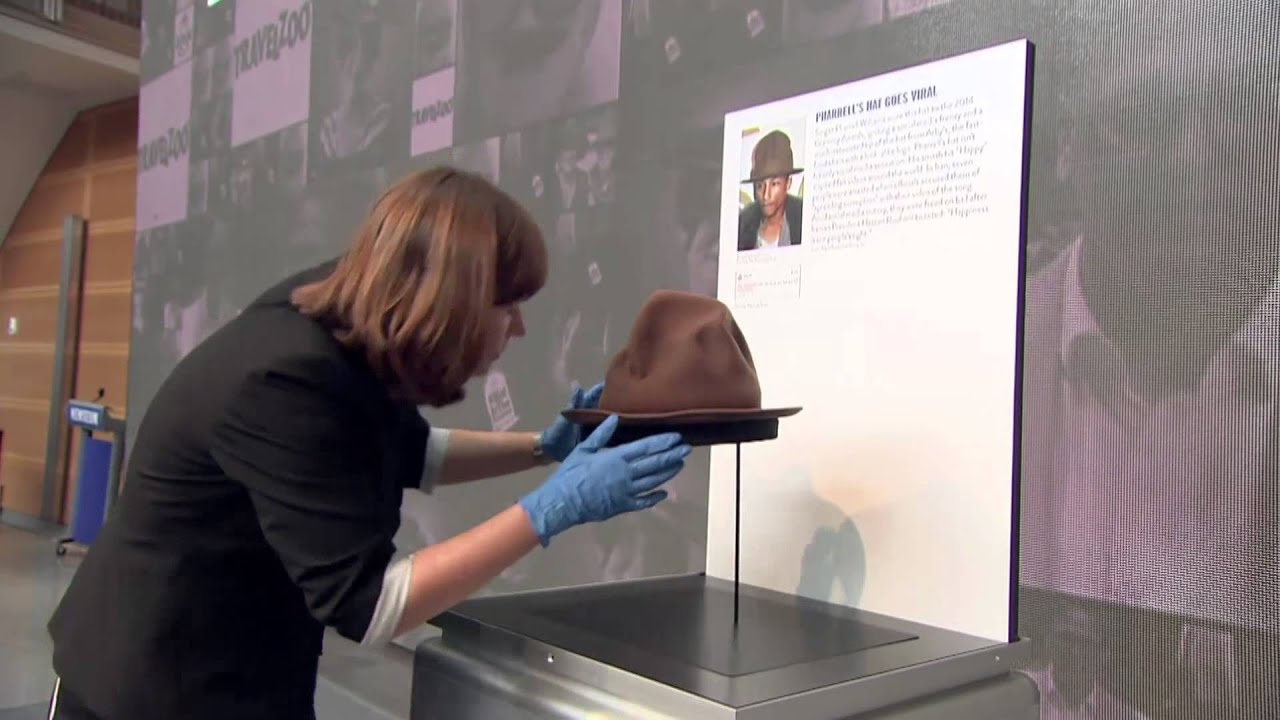 Pharrell's Hat Is Happy At Newseum | NBC News