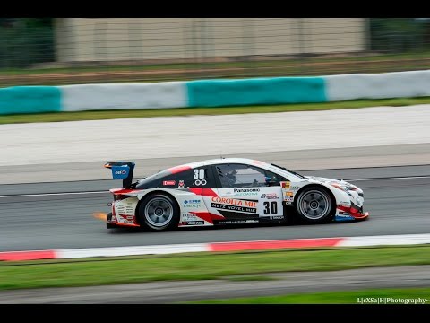 How the Toyota Prius Became an Unlikely Racing Hero