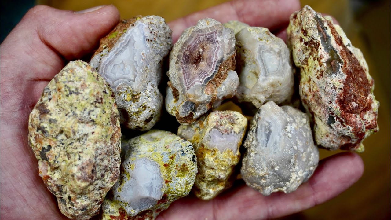 Cutting Crazy Mexican Laguna Agates