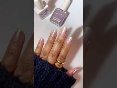 Tinker Bell would definitely wear this Lights Lacquer Polish ????????✨
