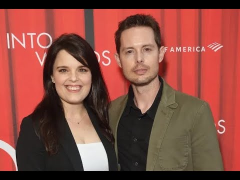 Halloweentown Cast Reunion in Hallmark's Haul Out the Halloween