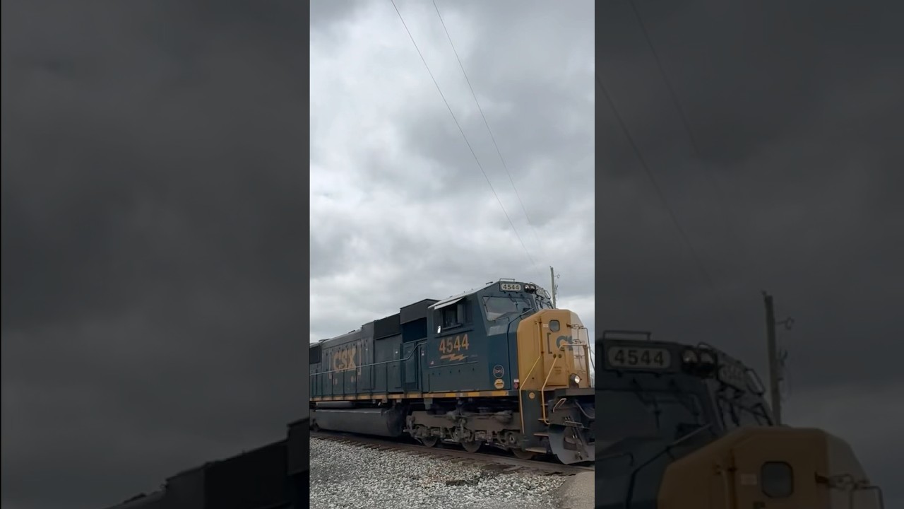 CSX M224 AutoRack Train from Creston, Ohio 4/12/2025 #csx #train #railroad #shorts #automobile #csxt