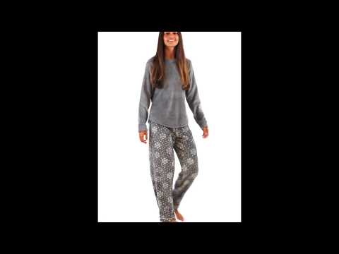 PajamaMania Women’s Fleece Long Sleeve Pajamas PJ Set