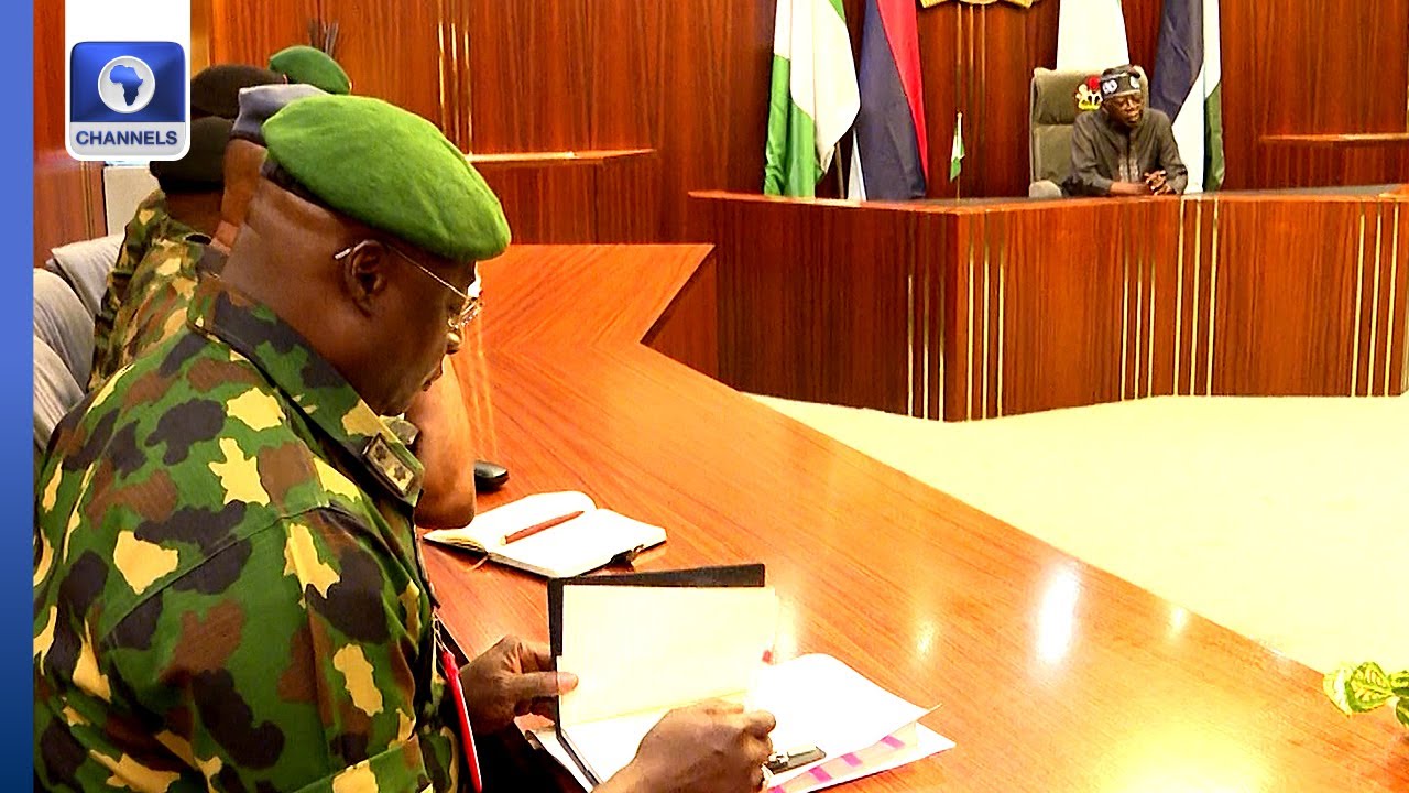 President Tinubu Meets With New Service Chiefs