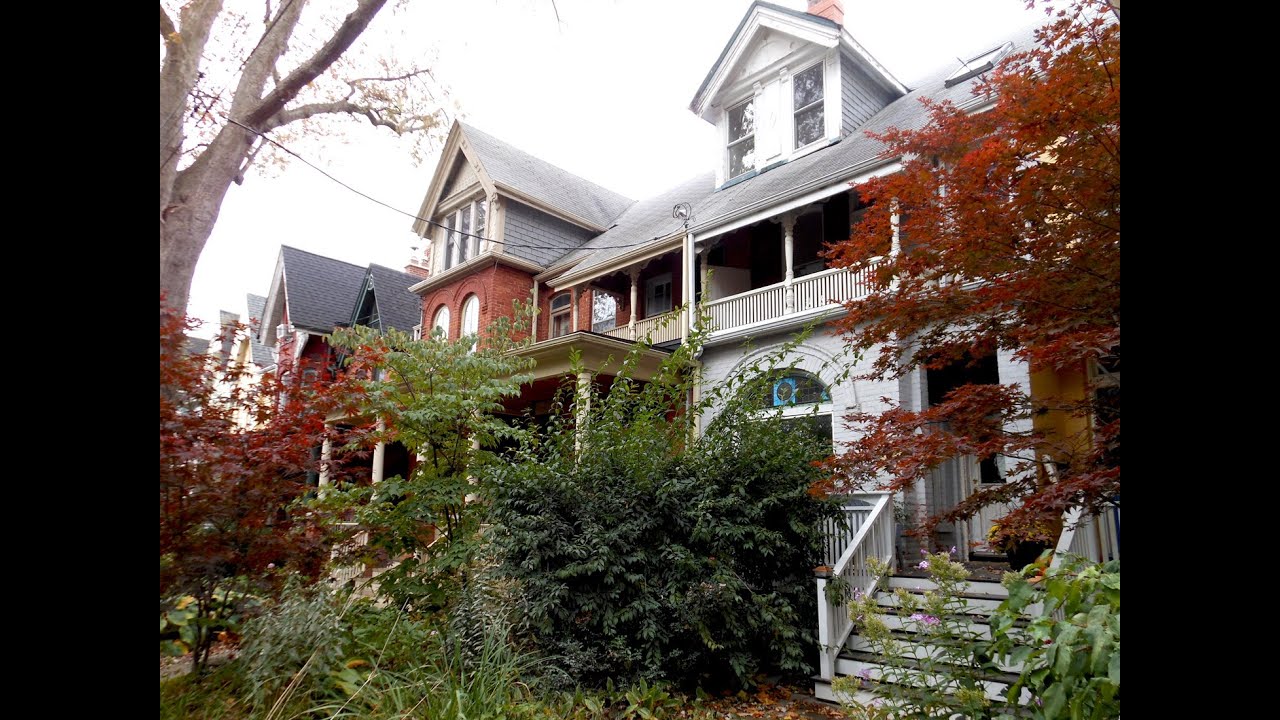 Trinity Bellwoods Victorian Houses