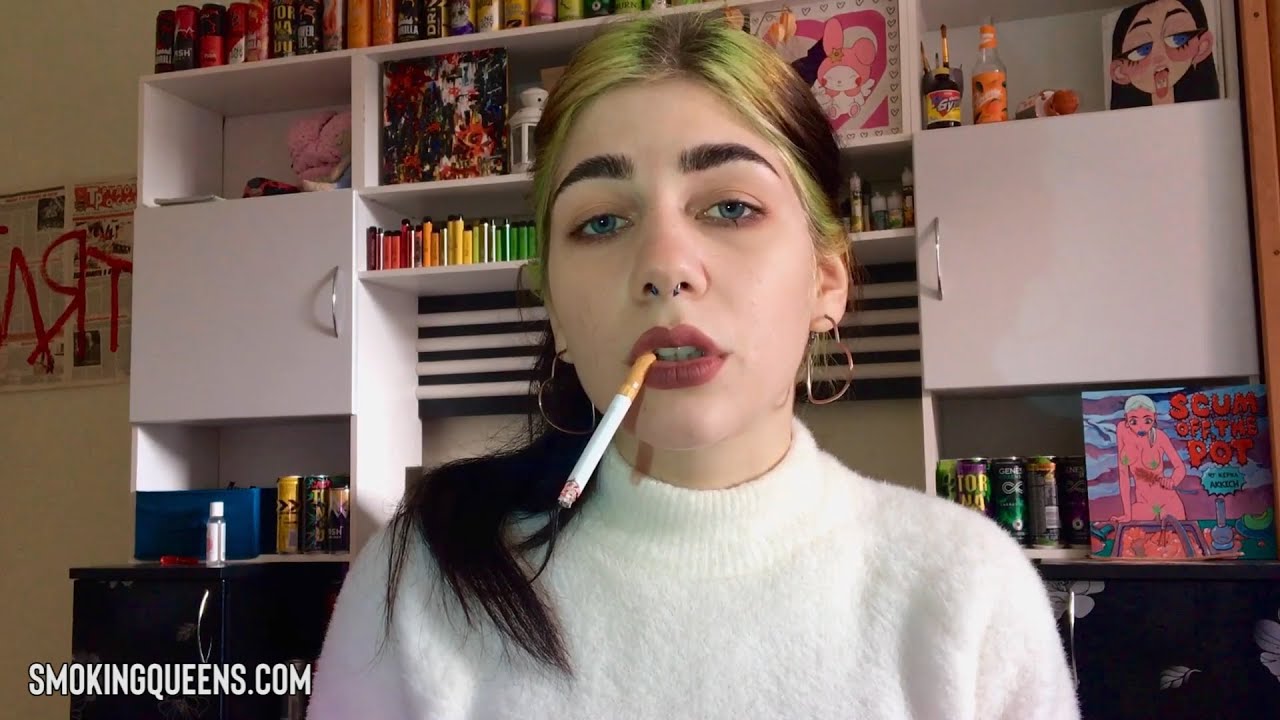 [FULL] Smoking Fetish Girl 3 (Dangling Cigarette)