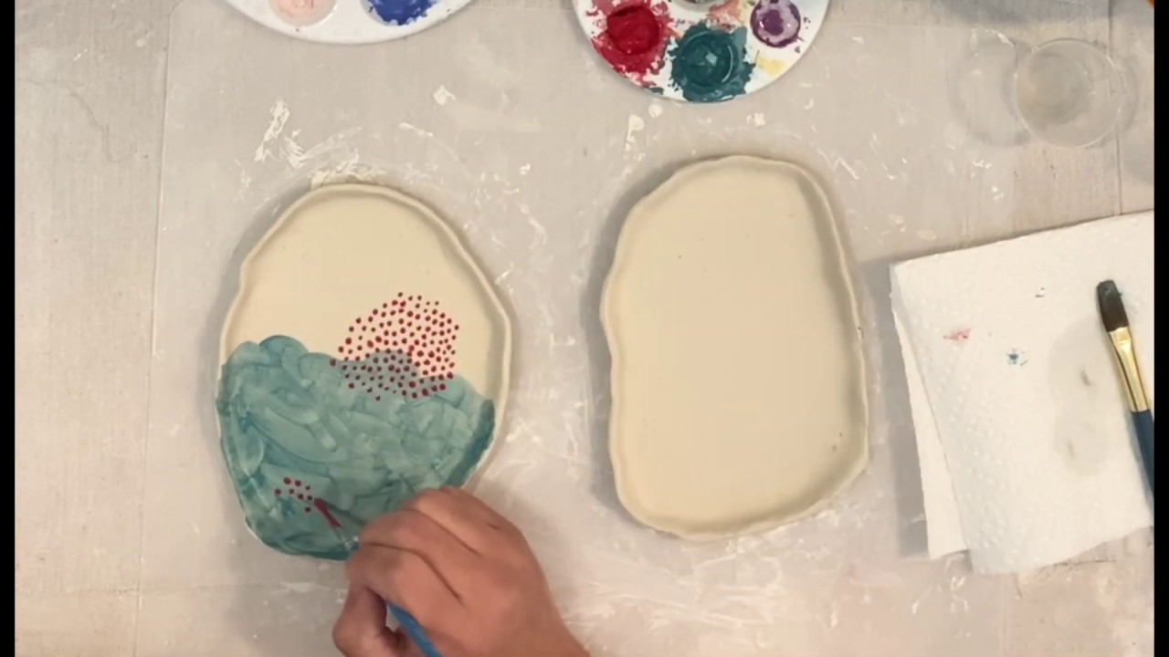 Ceramics Surface Design: Layering Pattern Techniques