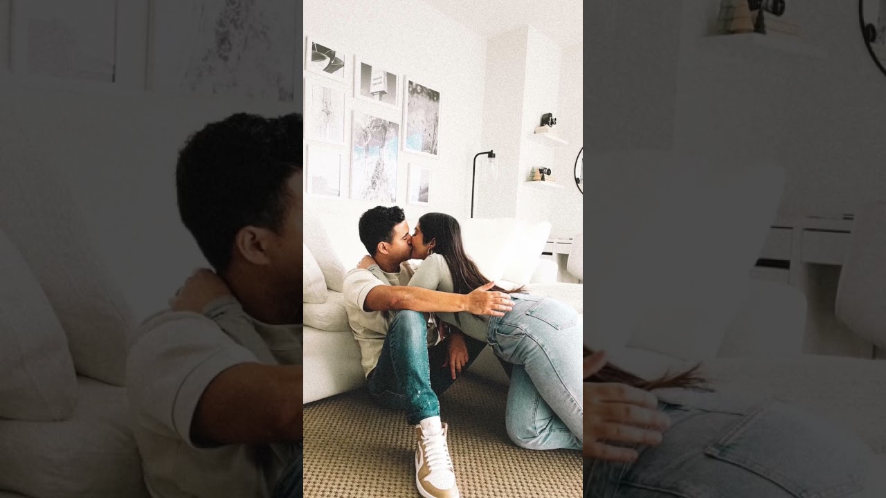 3 poses con tu novio en el sofa 👀🌶 #shorts