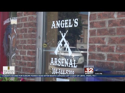 Philippi gun store celebrates grand opening