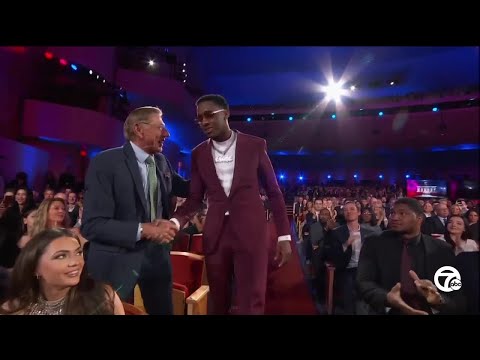 Sauce Gardner thanks Detroit roots in accepting NFL defensive rookie of the year honor