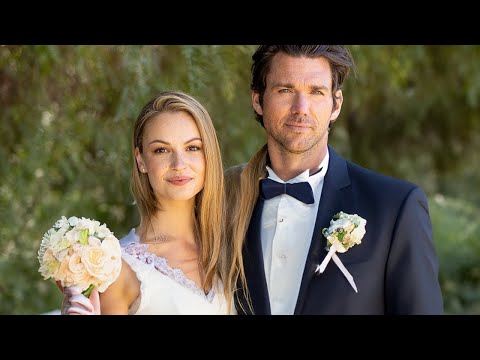 Happy married Life, WCTH stars Kayla Wallace & Kevin McGarry secretly tied the knot!