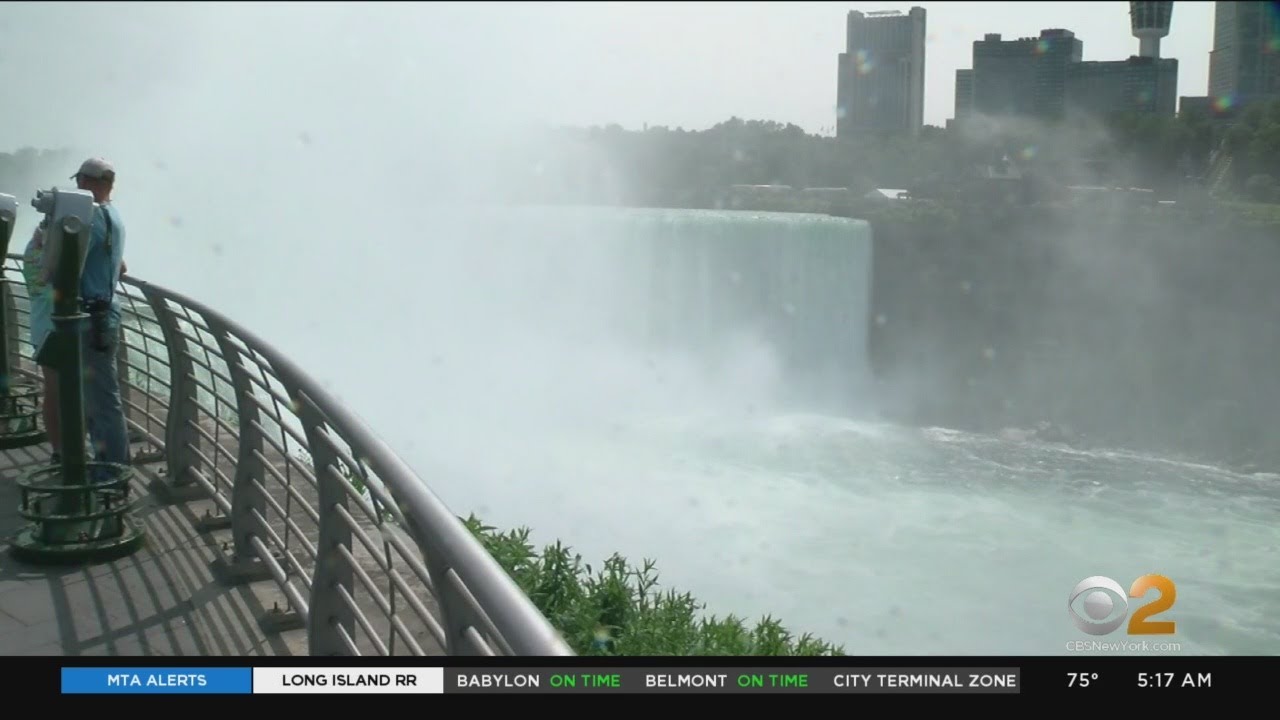 Man Survives Plunge Over Niagara Falls