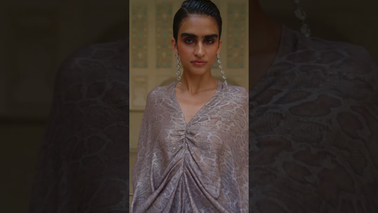 Metallic Print Kaftan #fashion  #womensfashion #ootd