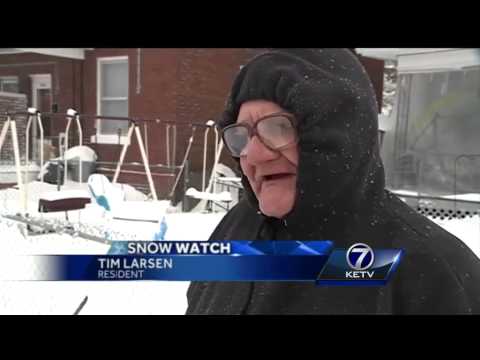 Omaha residents respond to Wednesday's snow