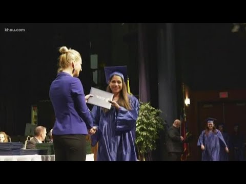 Free program helps you earn a high school diploma but you must act fast!