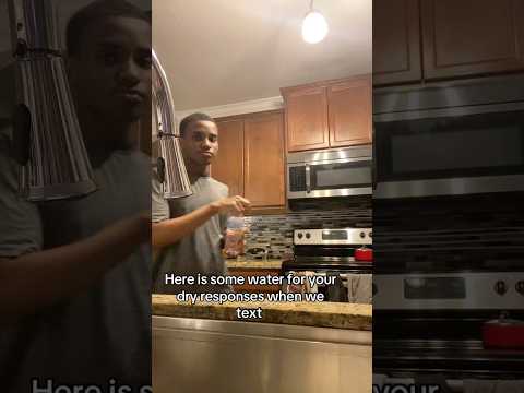 PEOPLE NEED TO KNOW HOW TO TEXT FRR | #trendingshorts #relatablevideos