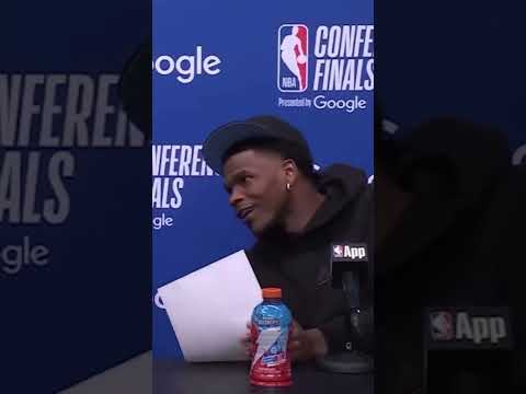 Anthony Edwards & Julius Randle look over SGA’s free-throw stats postgame: “That’s crazy..” 😂..