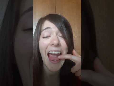 Words that Start with the V Sound Said with Exaggerated Mouth Movements