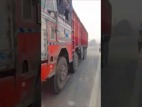 Truck lover full speed. #automobile #trafficrules #driver #truckdriver #viralshorts #traficrules