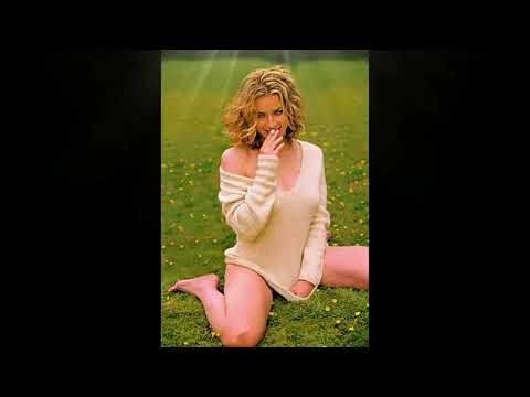 SEXY ELISABETH SHUE PHOTO FANTASY