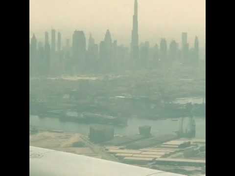 Dubai airport landing