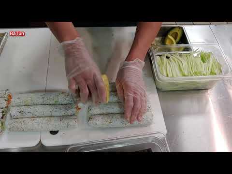 Crunchy shrimp tempura sushi roll