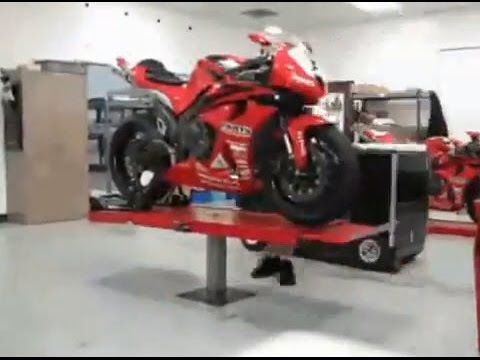 HONDA CBR600RR SuperSport Bike Build Timelapse Photography | Erion Racing