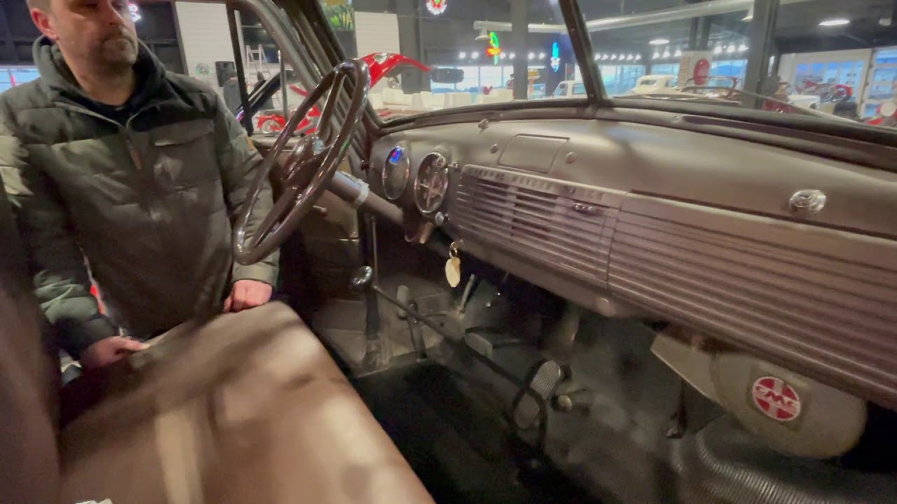 1952 GMC 150 5 Window 1/2 Ton PickUp Video 2 - ACC Auctions