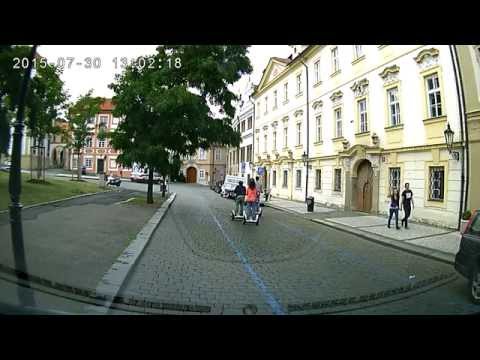 Girl fell from the Segway (девушка грохнухась с Сегвея)