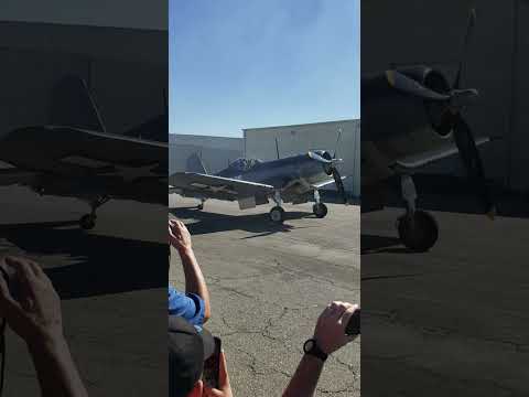 F4U Corsair start up