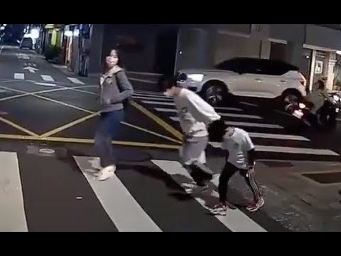 禮讓行人是件開心的事 | WoWtchout - 地圖型行車影像分享平台