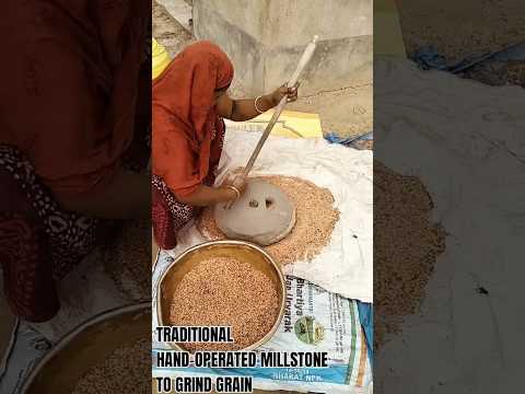 #Traditional hand-operated millstone@Amazing World Views