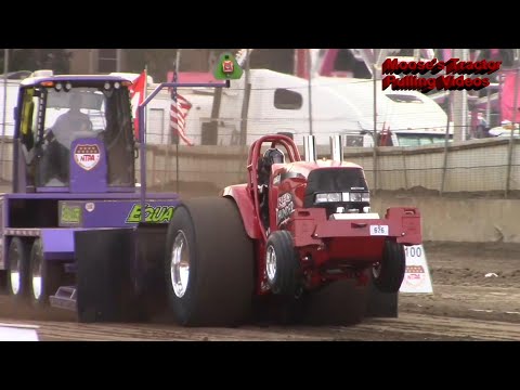 NTPA 2022: 6,200lb Light Super Stock Tractors from Decorah, IA
