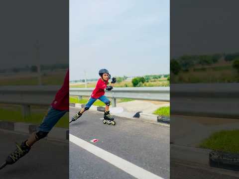 Little skater Boy Moksh ♥️ @monurewari4228 #skatingboy #skating #skatesboy #skater #skaterboys