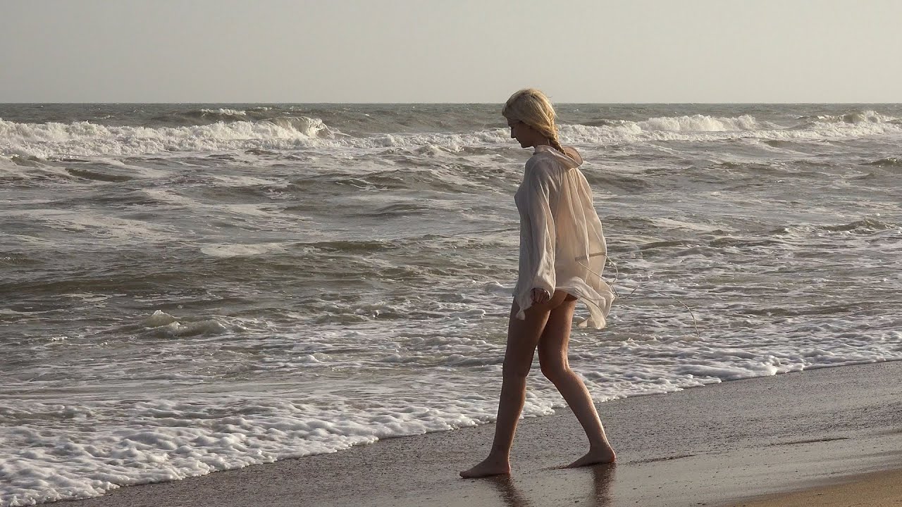 Artist and Sea