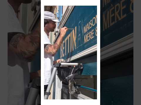Peinture en lettres sur devanture, St-Cyr. Bettina Maison de fleurs — Atelier Stangtreize