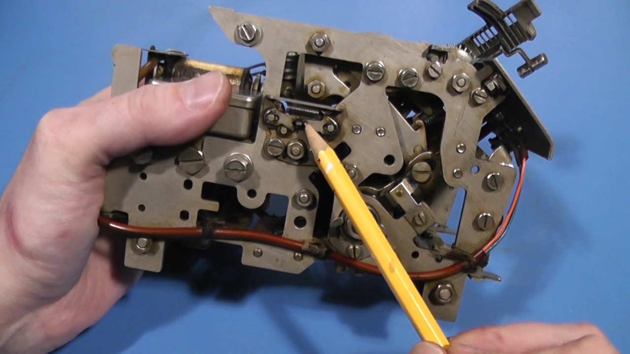 Debugging a Teletype Model 28 Transmitter-Distributor - Part Two: Understanding the Device