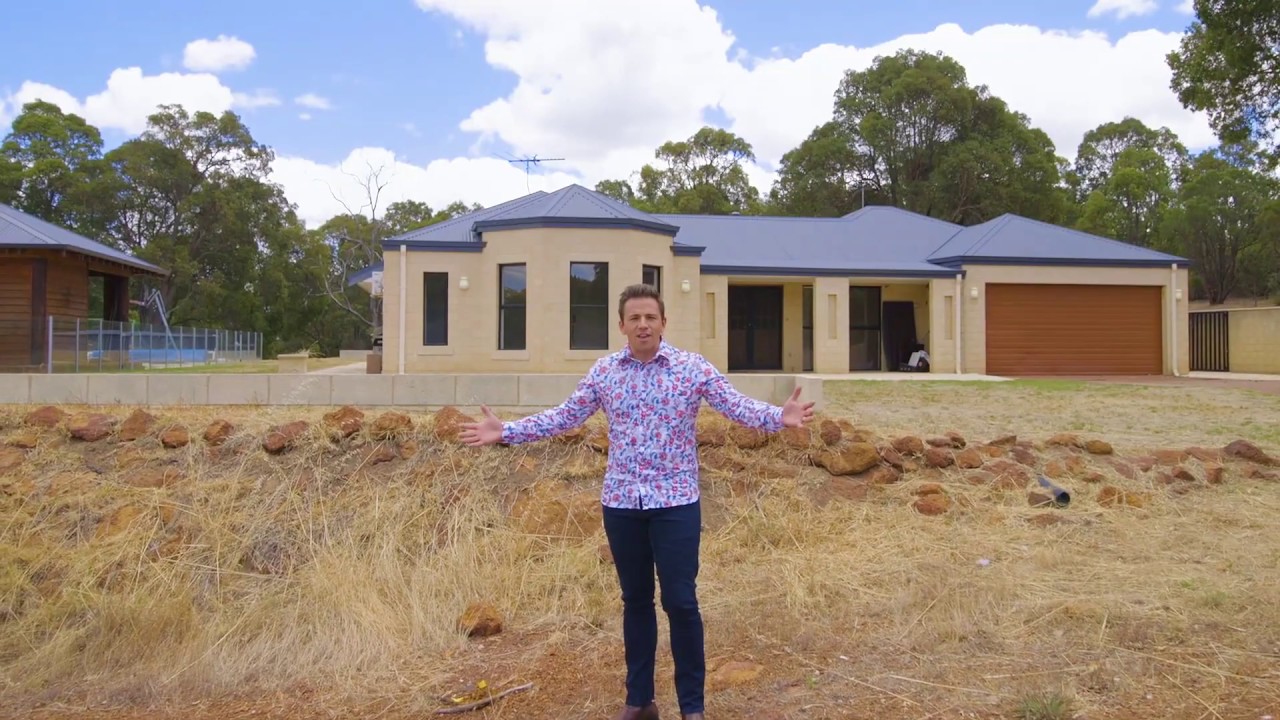 Mark Grogan - O'Neil Real Estate - realestate.com.au