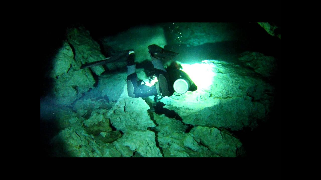 Sidemount Cave Diver course in Mexico with Santiago Pintado