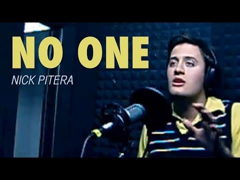 La voz de Nick Pitera | El último que cierre la puerta