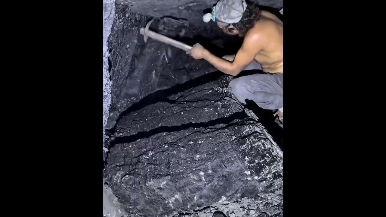 Coal Mining Meme Template | Download Link In Comments 🔗