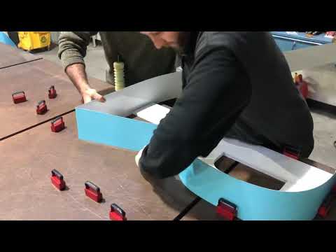 Bending channel letters manual process