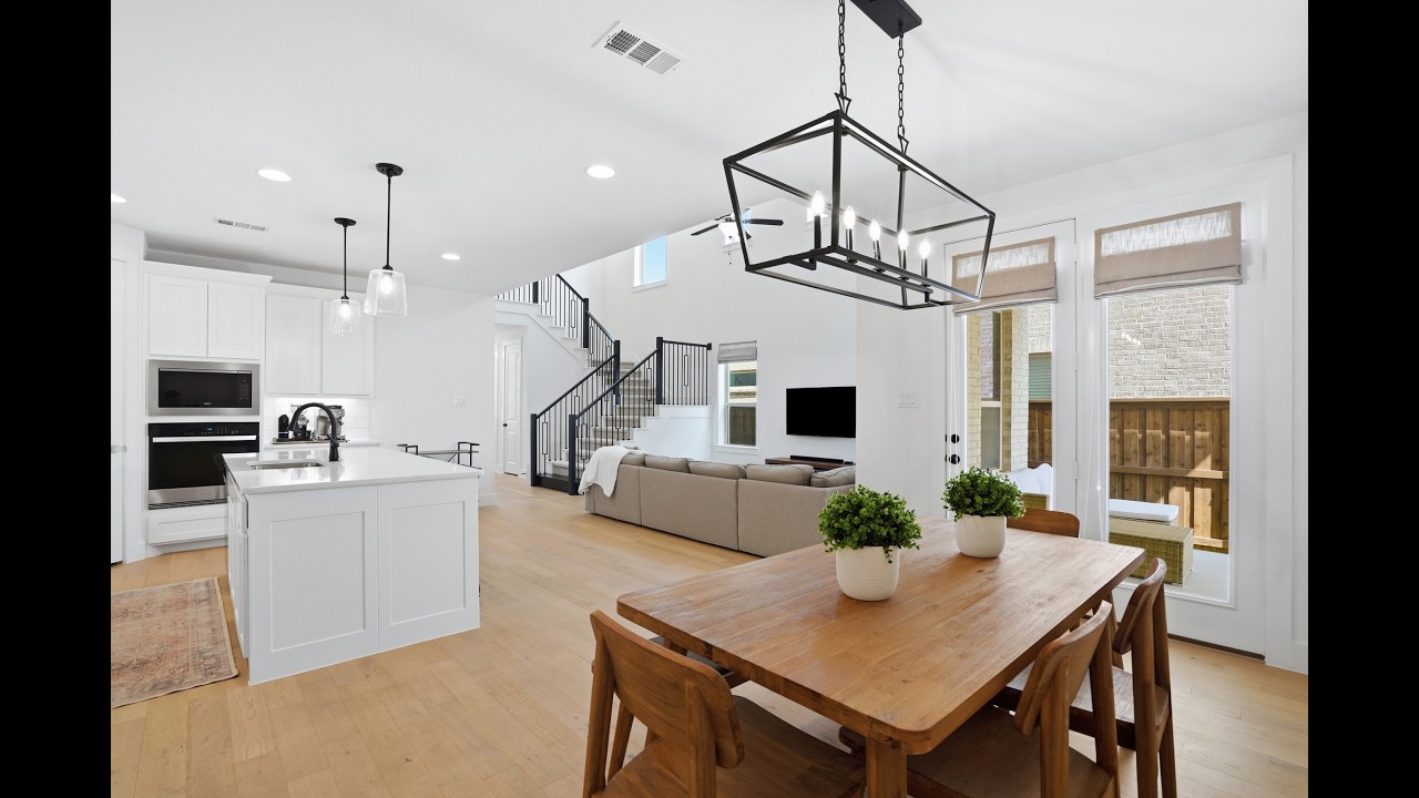 Spacious Living In Ventana