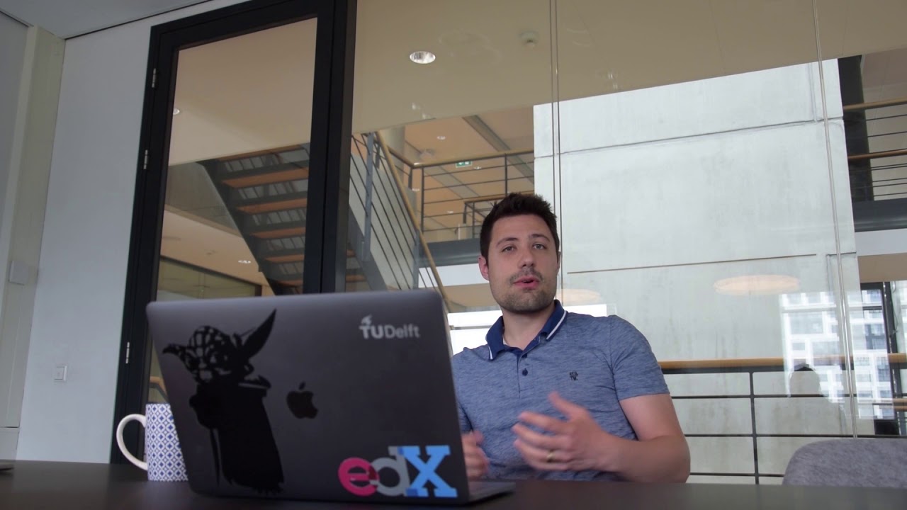 EvoSQL: Automatically generating test data for SQL queries