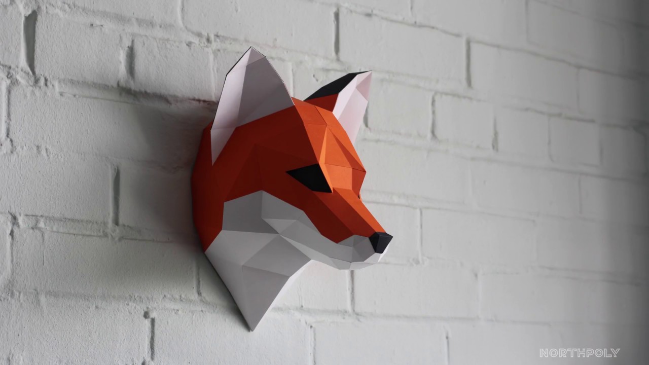 Low poly Fox. Papercraft. Timelapse
